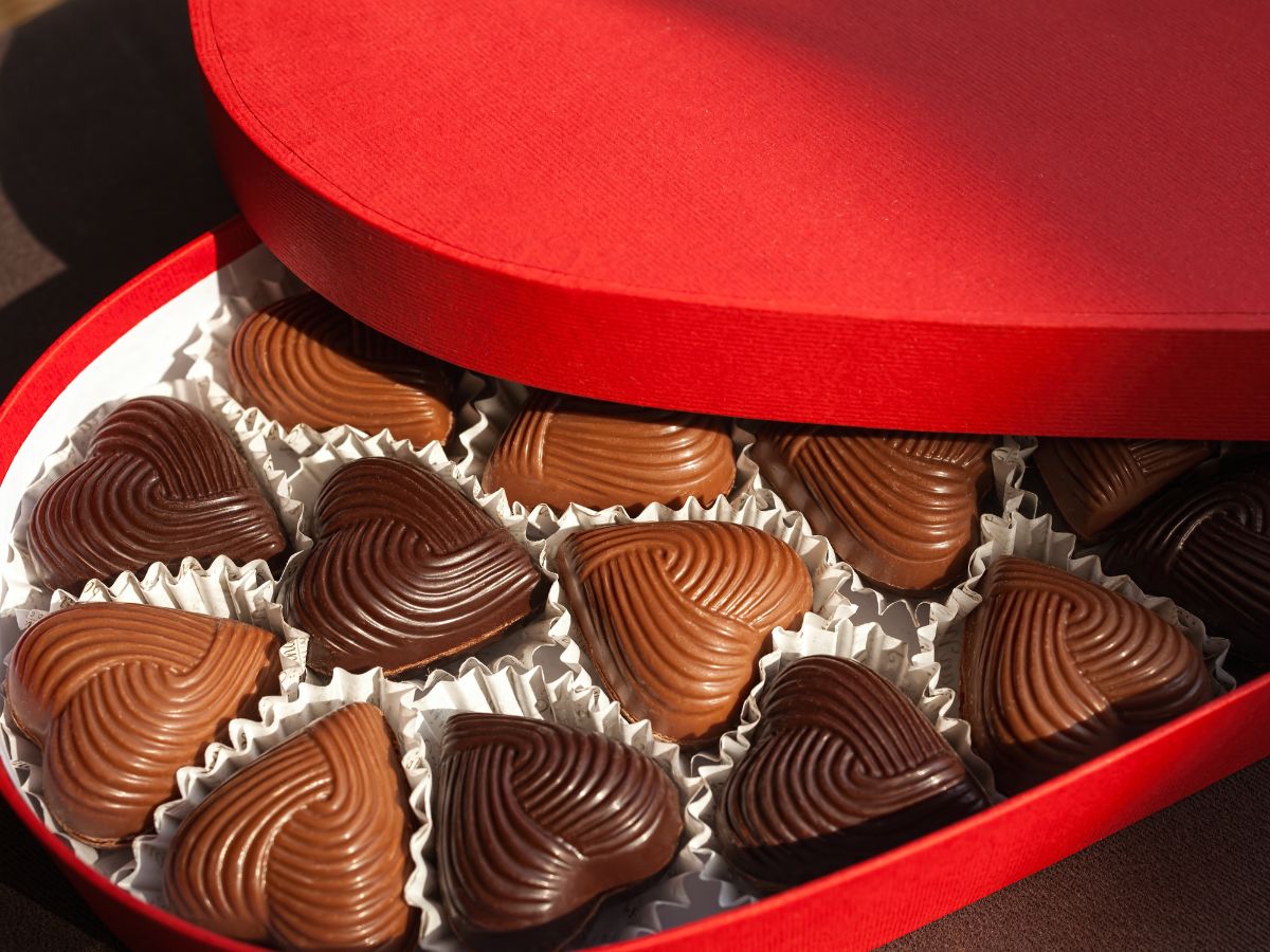 INFOGRAPHIC: How To Find Healthy Chocolates For Your Valentine ...